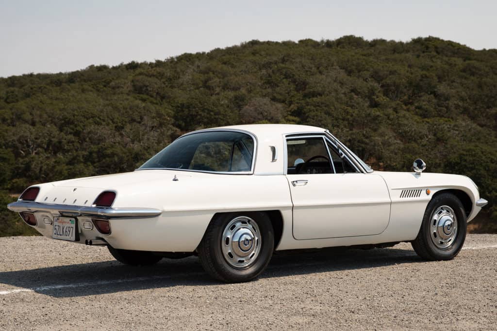 Cosmo Sport / 110S - Mazda’s first go at a rotary-engine car