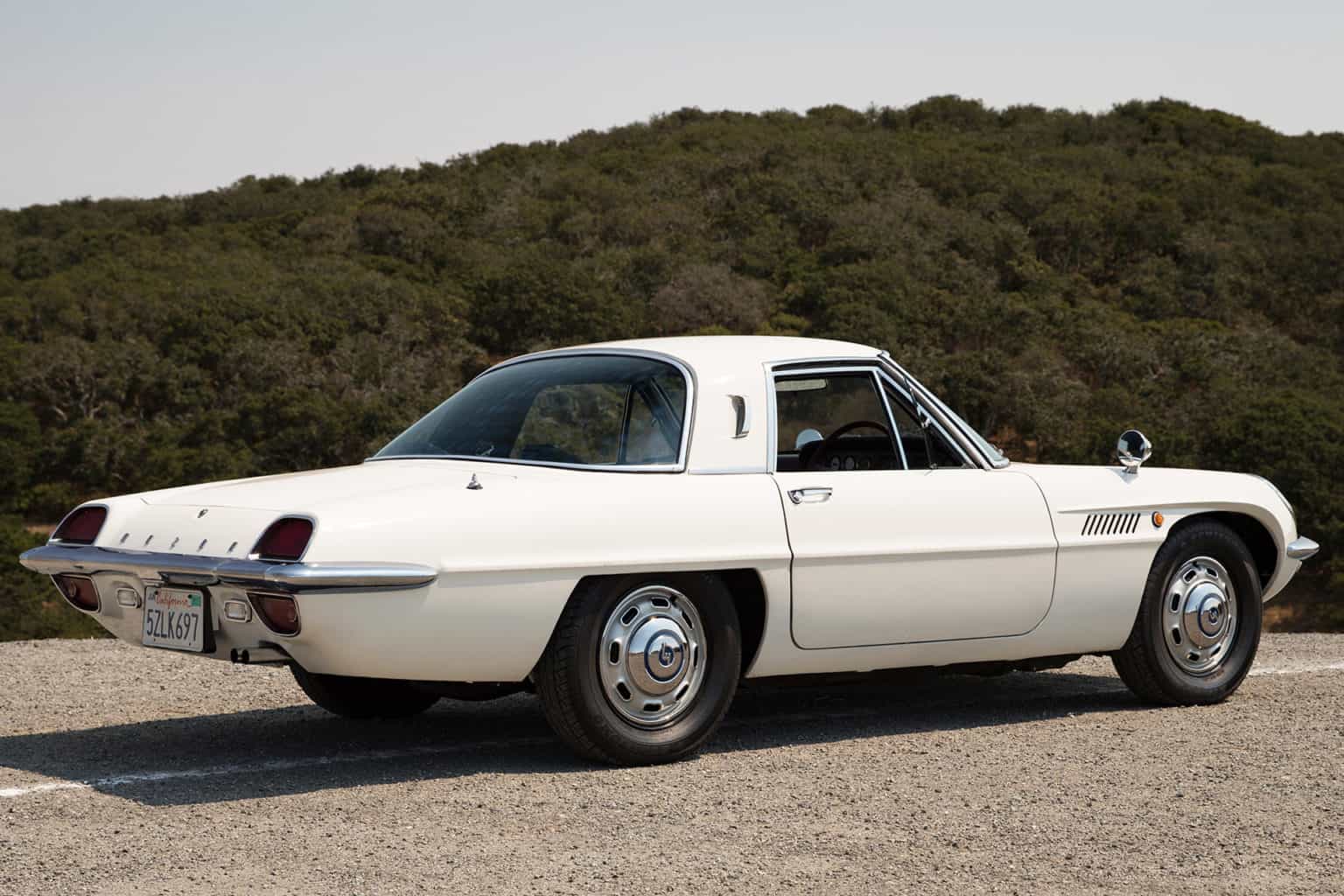 Cosmo Sport / 110S - Mazda’s first go at a rotary-engine car