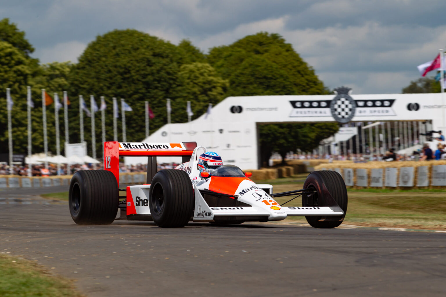 McLaren MP4:4 - A success with "many fathers"